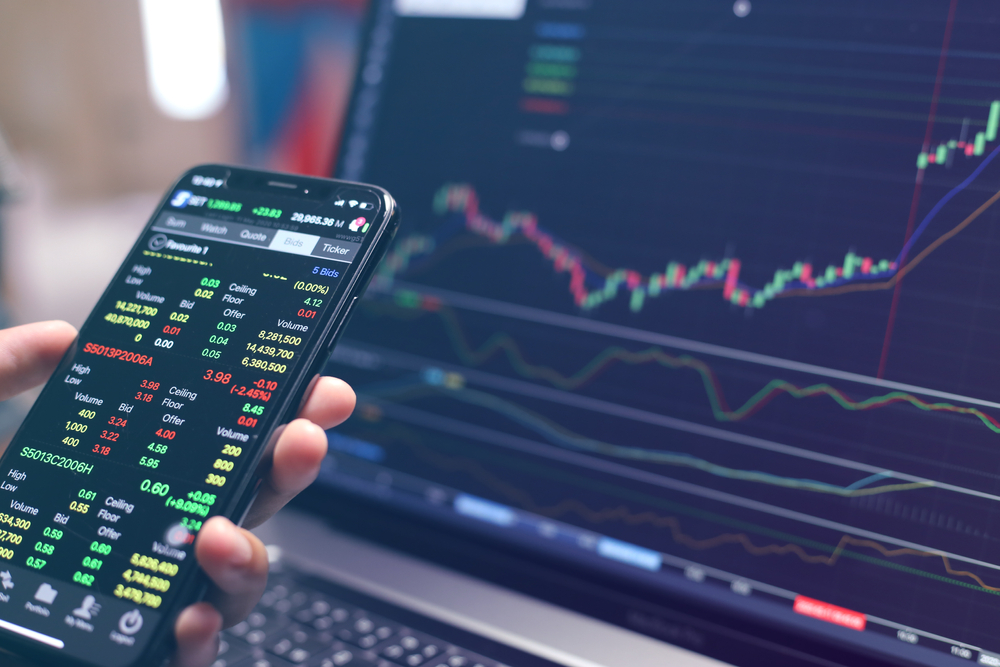 Options vs. Futures: A Comparative Analysis - Leviathan Analytics